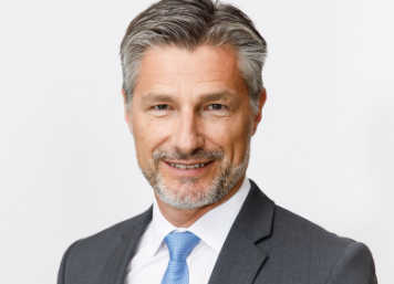 New ZKB-Boss aus voller Kehle: I Love ZKB – Inside Paradeplatz