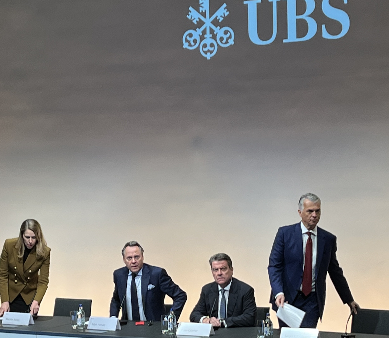 UBS: Wer fliegt als Nächstes? – Inside Paradeplatz