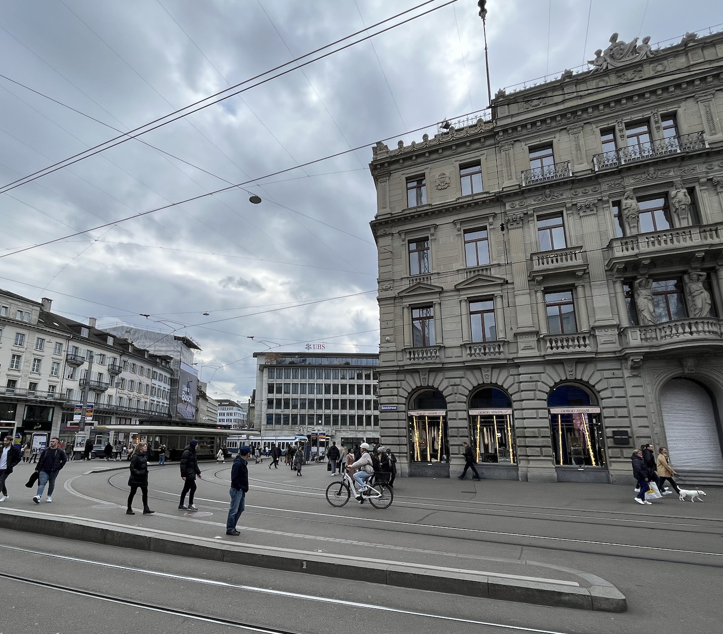 CS – House of Cards – Inside Paradeplatz