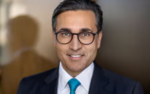 Iqbal Khan platziert engsten Buddy an UBS-Schaltstelle – Inside Paradeplatz